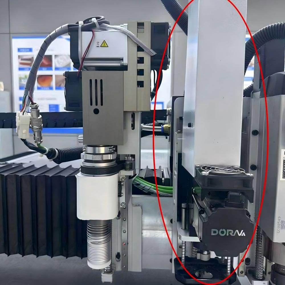 Leather Goods Pattern Cutting Machine | CNC Digital Cutter